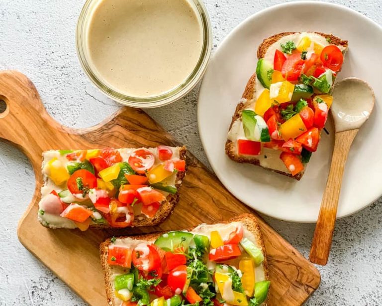Israeli Tahini Toast - The Edgy Veg