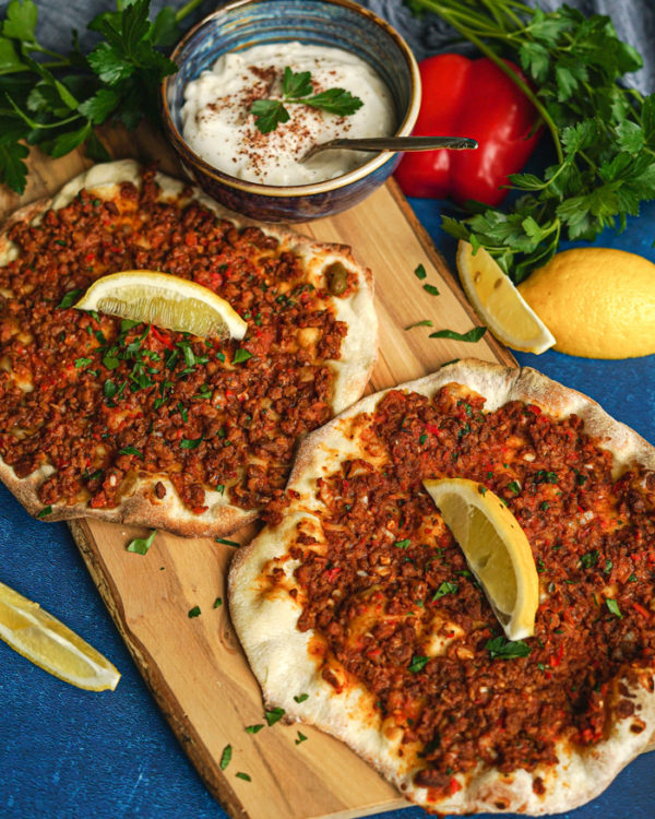 Vegan Lahmacun - The Edgy Veg